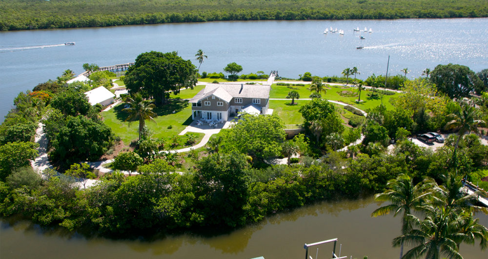 Hours and Admission - Mound House